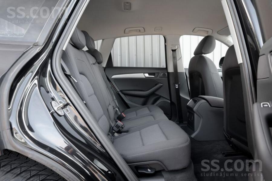 Black Audi Q5 2013 in Talsi, with an engine capacity of 2.00 L and mileage of 180 thousand km for 12950 €, photo 12 on AUTOMOTO.COM.LV