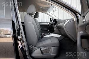 Black Audi Q5 2013 in Talsi, with an engine capacity of 2.00 L and mileage of 180 thousand km for 12950 €, photo 13 on AUTOMOTO.COM.LV