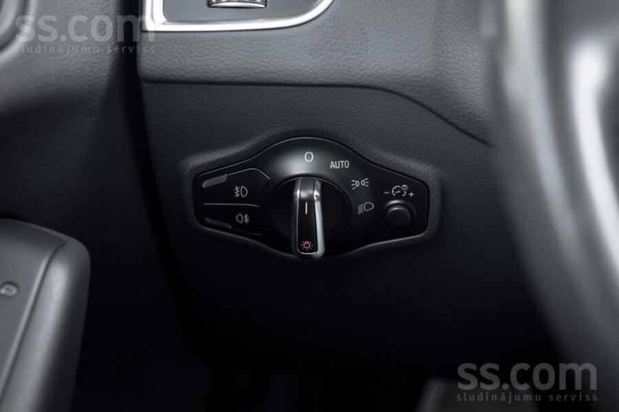 Black Audi Q5 2013 in Talsi, with an engine capacity of 2.00 L and mileage of 180 thousand km for 12950 €, photo 15 on AUTOMOTO.COM.LV