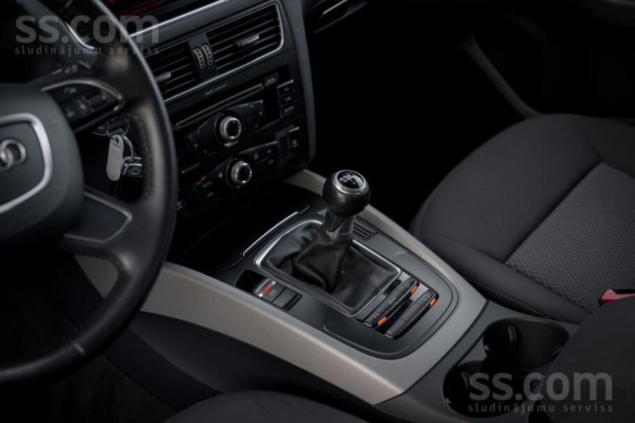 Black Audi Q5 2013 in Talsi, with an engine capacity of 2.00 L and mileage of 180 thousand km for 12950 €, photo 24 on AUTOMOTO.COM.LV