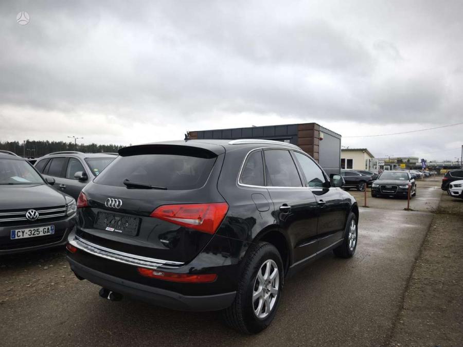 Melns Audi Q5 2014 Viļņa, ar dzinēja tilpumu 2.00 L un nobraukumu 259 tūkst. km par 12750 €, foto 4 vietnē AUTOMOTO.COM.LV