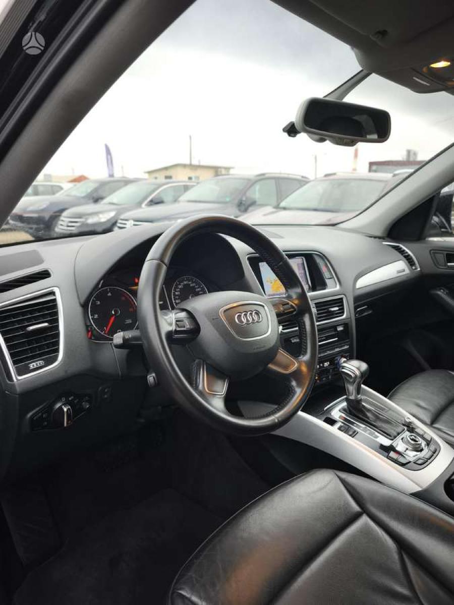 Melns Audi Q5 2014 Viļņa, ar dzinēja tilpumu 2.00 L un nobraukumu 259 tūkst. km par 12750 €, foto 15 vietnē AUTOMOTO.COM.LV