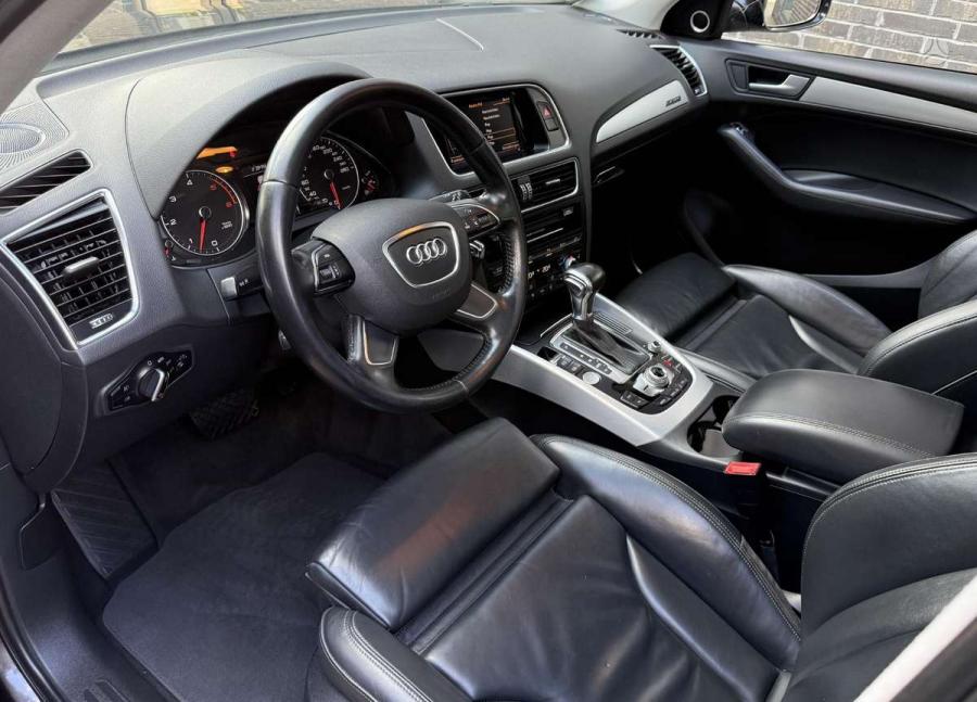 Melns Audi Q5 2014 Marijampole, ar dzinēja tilpumu 2.97 L un nobraukumu 226 tūkst. km par 13850 €, foto 14 vietnē AUTOMOTO.COM.LV