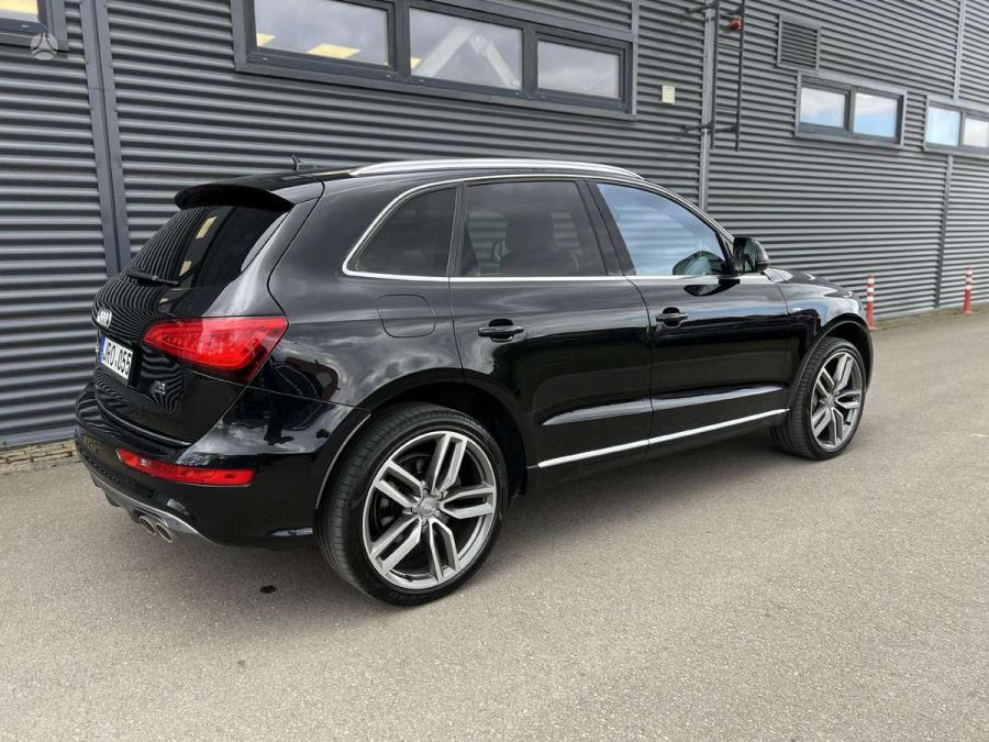 Black Audi Q5 2014 in Kretinga, with an engine capacity of 2.97 L and mileage of 235 thousand km for 14700 €, photo 5 on AUTOMOTO.COM.LV