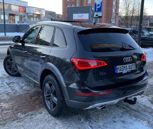 Melns Audi Q5 2014 Marijampole, ar dzinēja tilpumu 2.97 L un nobraukumu 227 tūkst. km par 13850 €, foto 4 vietnē AUTOMOTO.COM.LV