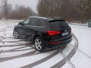 Melns Audi Q5 2014 Viļņa, ar dzinēja tilpumu 1.97 L un nobraukumu 310 tūkst. km par 9800 €, foto 6 vietnē AUTOMOTO.COM.LV