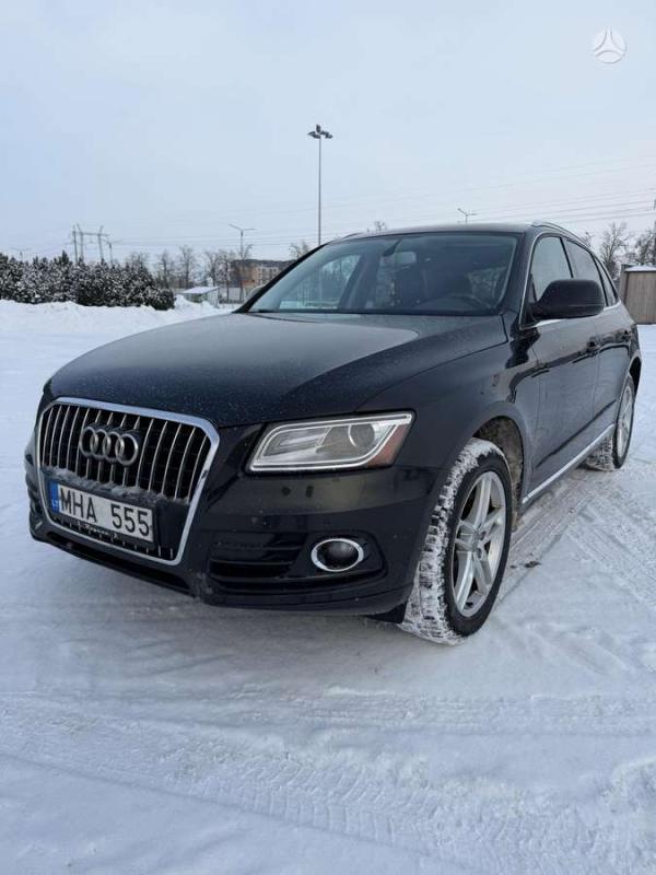Black Audi Q5 2014 in Siauliai, with an engine capacity of 1.98 L and mileage of 302 thousand km for 9700 €, photo 1 on AUTOMOTO.COM.LV