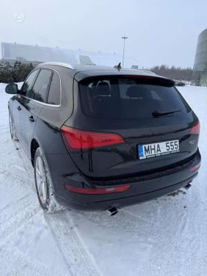Melns Audi Q5 2014 Šauļi, ar dzinēja tilpumu 1.98 L un nobraukumu 302 tūkst. km par 9700 €, foto 3 vietnē AUTOMOTO.COM.LV