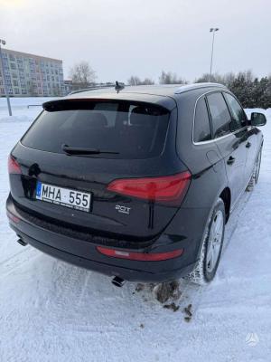 Melns Audi Q5 2014 Šauļi, ar dzinēja tilpumu 1.98 L un nobraukumu 302 tūkst. km par 9700 €, foto 4 vietnē AUTOMOTO.COM.LV