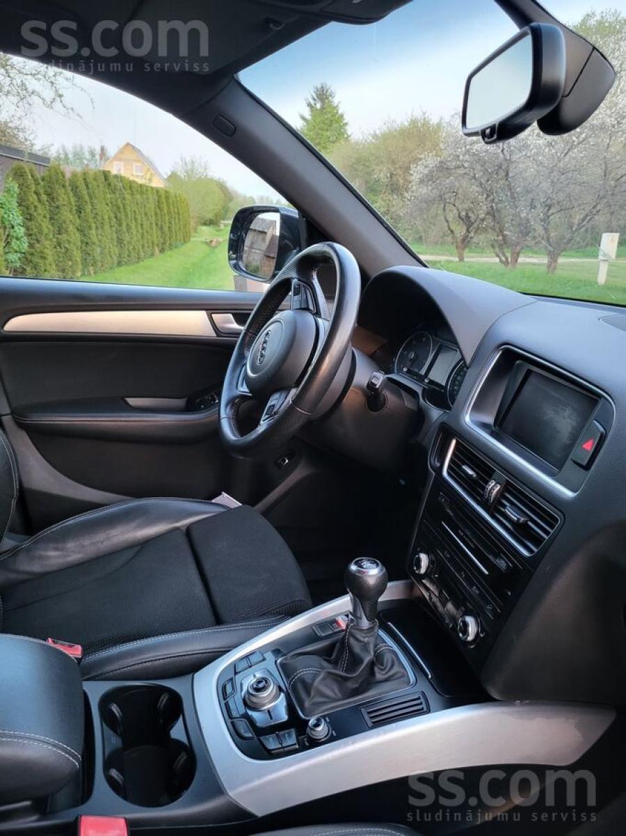 Black Audi Q5 2014 in Riga, with an engine capacity of 2.00 L and mileage of 348 thousand km for 8399 €, photo 6 on AUTOMOTO.COM.LV