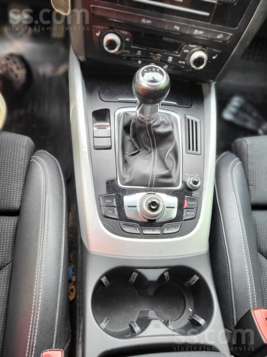 Black Audi Q5 2014 in Riga, with an engine capacity of 2.00 L and mileage of 348 thousand km for 8399 €, photo 11 on AUTOMOTO.COM.LV