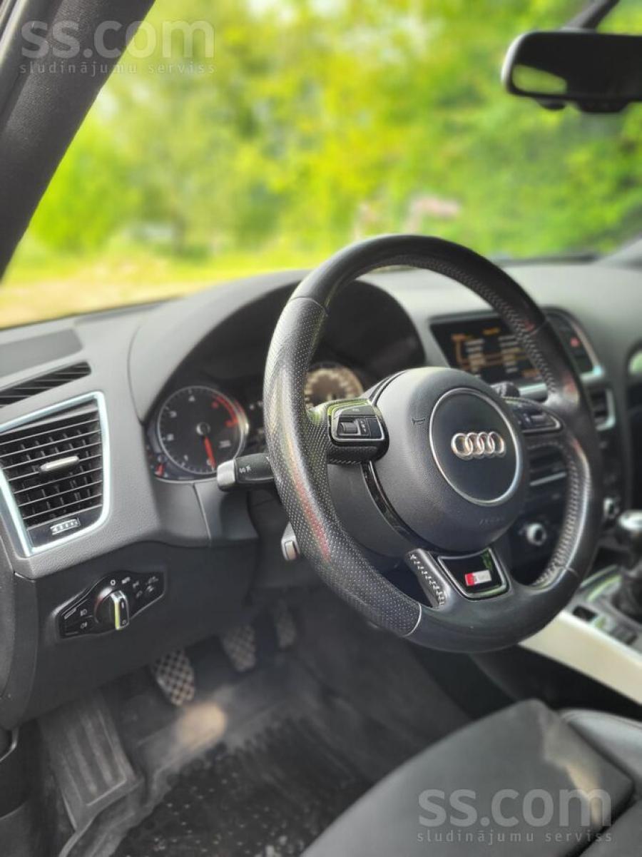 Black Audi Q5 2014 in Riga, with an engine capacity of 2.00 L and mileage of 348 thousand km for 8399 €, photo 17 on AUTOMOTO.COM.LV