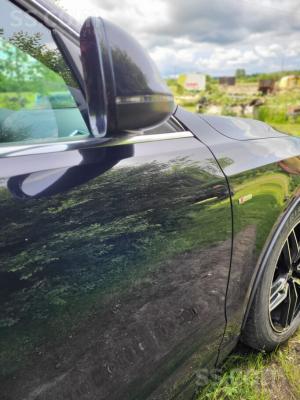 Black Audi Q5 2014 in Riga, with an engine capacity of 2.00 L and mileage of 348 thousand km for 8399 €, photo 19 on AUTOMOTO.COM.LV