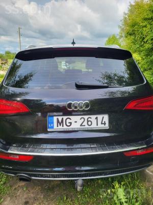Black Audi Q5 2014 in Riga, with an engine capacity of 2.00 L and mileage of 348 thousand km for 8399 €, photo 23 on AUTOMOTO.COM.LV