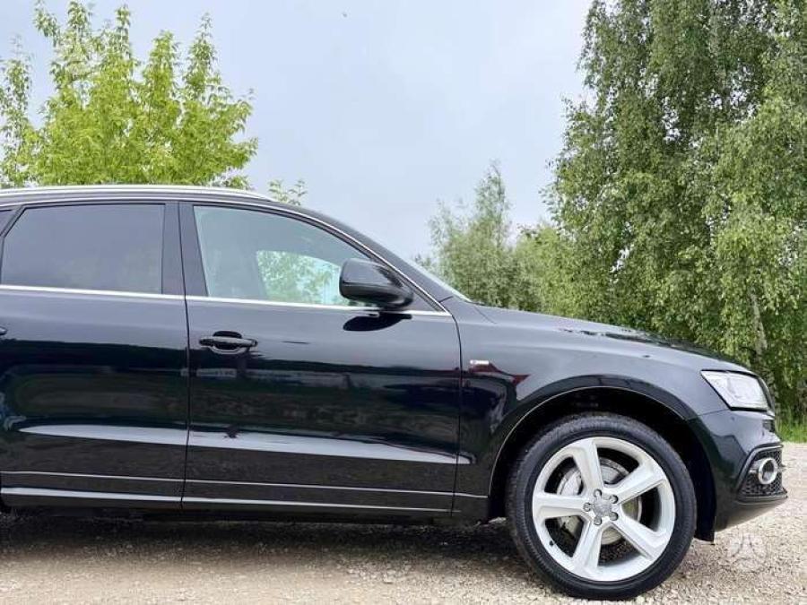 Black Audi Q5 2014 in Siauliai, with an engine capacity of 1.97 L and mileage of 265 thousand km for 14400 €, photo 13 on AUTOMOTO.COM.LV