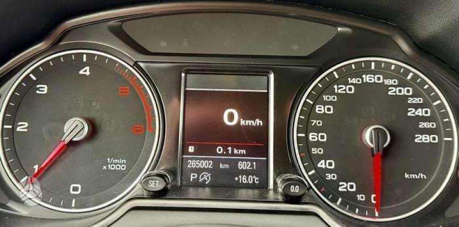 Black Audi Q5 2014 in Siauliai, with an engine capacity of 1.97 L and mileage of 265 thousand km for 14400 €, photo 37 on AUTOMOTO.COM.LV