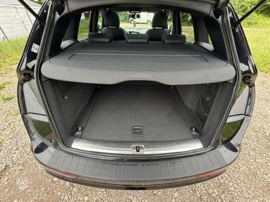 Black Audi Q5 2014 in Siauliai, with an engine capacity of 1.97 L and mileage of 265 thousand km for 14400 €, photo 38 on AUTOMOTO.COM.LV