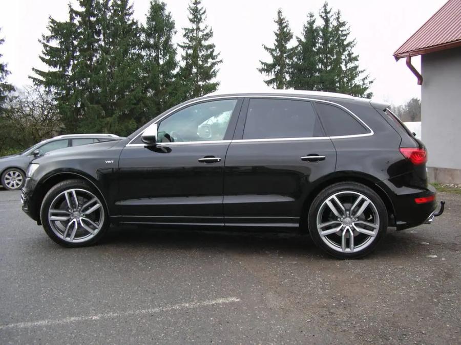 Black Audi Q5 2014 in Sigulda, with an engine capacity of 3.00 L and mileage of 208 thousand km for 16990 €, photo 5 on AUTOMOTO.COM.LV