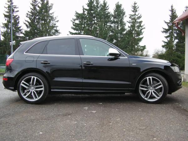 Black Audi Q5 2014 in Sigulda, with an engine capacity of 3.00 L and mileage of 208 thousand km for 16990 €, photo 7 on AUTOMOTO.COM.LV