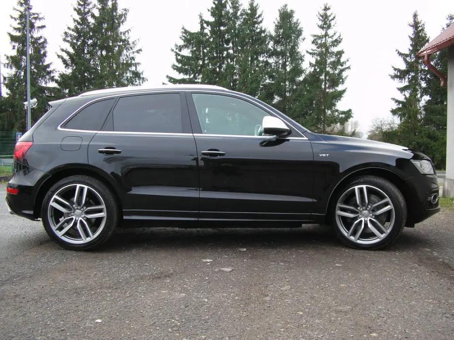 Black Audi Q5 2014 in Sigulda, with an engine capacity of 3.00 L and mileage of 208 thousand km for 16990 €, photo 8 on AUTOMOTO.COM.LV