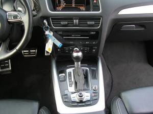 Black Audi Q5 2014 in Sigulda, with an engine capacity of 3.00 L and mileage of 208 thousand km for 16990 €, photo 18 on AUTOMOTO.COM.LV