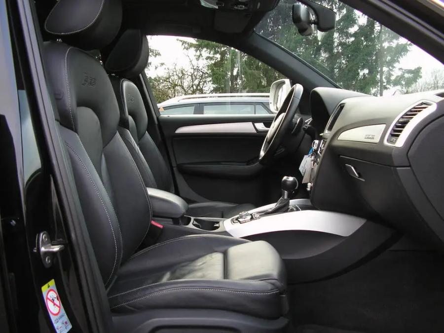 Black Audi Q5 2014 in Sigulda, with an engine capacity of 3.00 L and mileage of 208 thousand km for 16990 €, photo 28 on AUTOMOTO.COM.LV