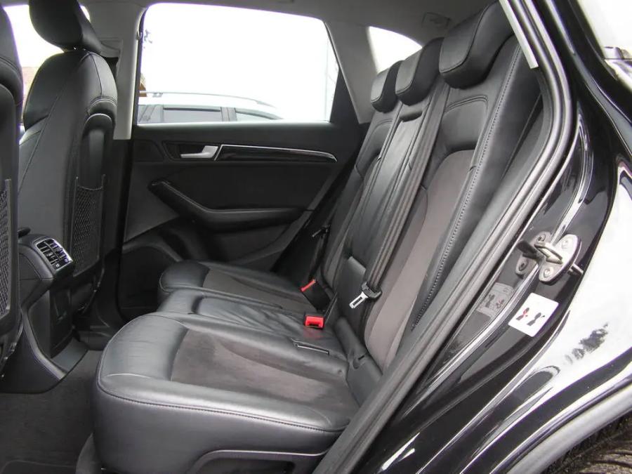 Melns Audi Q5 2014 Sigulda, ar dzinēja tilpumu 2.00 L un nobraukumu 202 tūkst. km par 16350 €, foto 26 vietnē AUTOMOTO.COM.LV