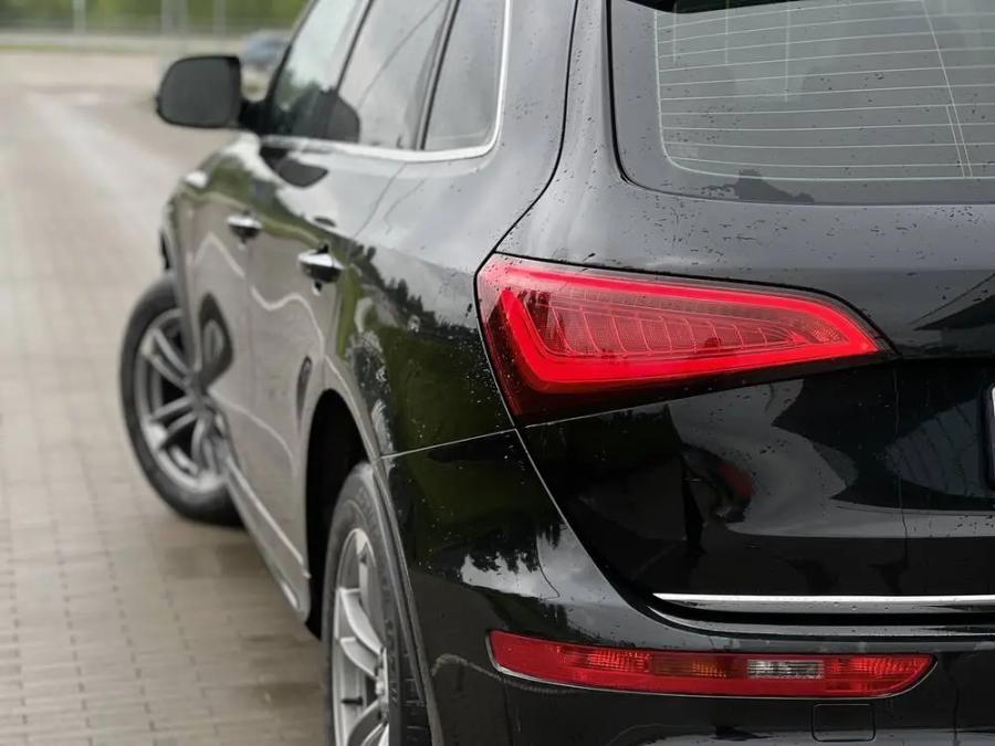 Black Audi Q5 2014 in Rezekne, with an engine capacity of 2.00 L and mileage of 176 thousand km for 14990 €, photo 6 on AUTOMOTO.COM.LV