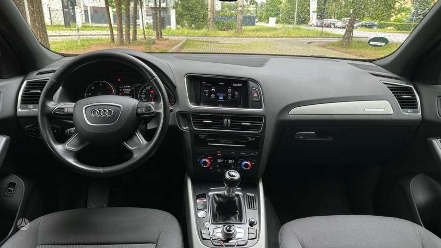 Black Audi Q5 2014 in Vilnius, with an engine capacity of 1.97 L and mileage of 262 thousand km for 13700 €, photo 15 on AUTOMOTO.COM.LV