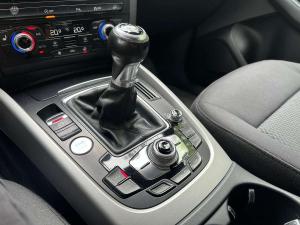 Black Audi Q5 2014 in Vilnius, with an engine capacity of 1.97 L and mileage of 262 thousand km for 13700 €, photo 19 on AUTOMOTO.COM.LV