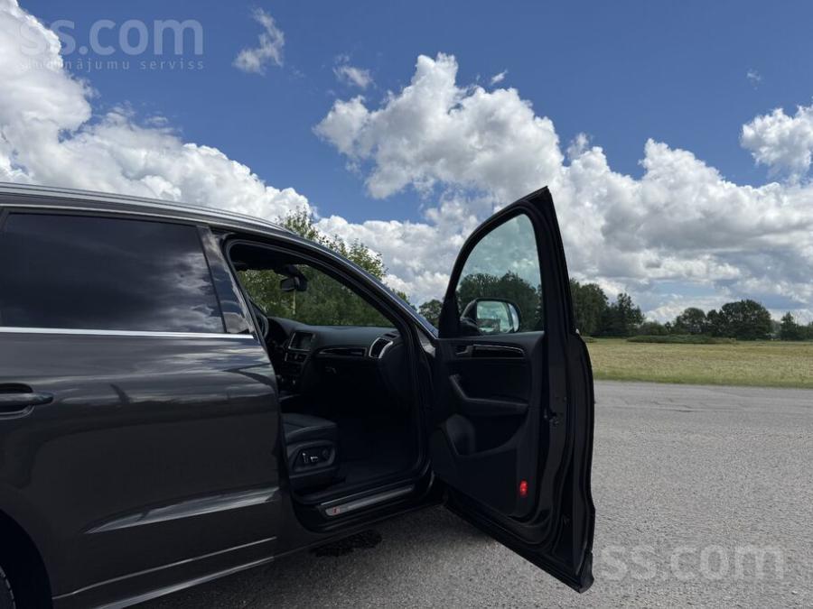 Black Audi Q5 2014 in Cesis, with an engine capacity of 3.00 L and mileage of 0 thousand km for 13500 €, photo 24 on AUTOMOTO.COM.LV
