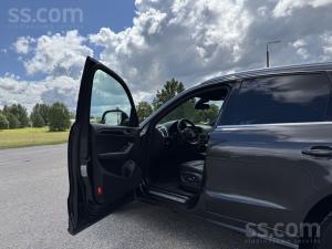 Black Audi Q5 2014 in Cesis, with an engine capacity of 3.00 L and mileage of 0 thousand km for 13500 €, photo 26 on AUTOMOTO.COM.LV