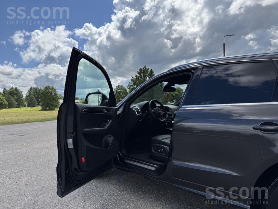 Black Audi Q5 2014 in Cesis, with an engine capacity of 3.00 L and mileage of 0 thousand km for 13500 €, photo 26 on AUTOMOTO.COM.LV