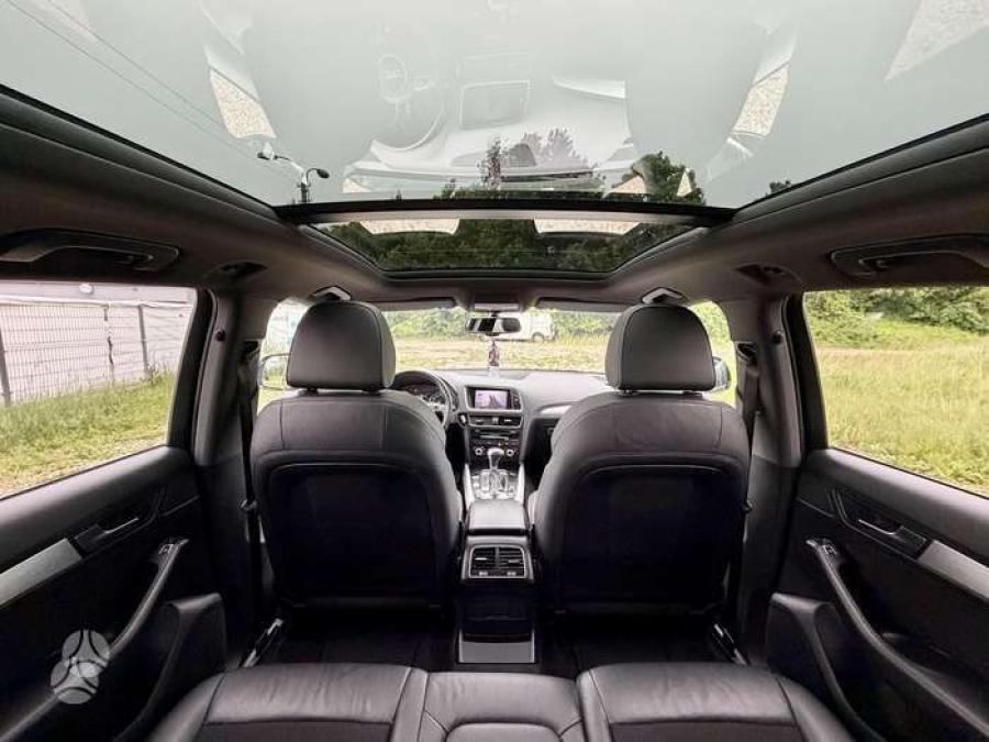 Melns Audi Q5 2014 Šauļi, ar dzinēja tilpumu 1.97 L un nobraukumu 265 tūkst. km par 14400 €, foto 30 vietnē AUTOMOTO.COM.LV