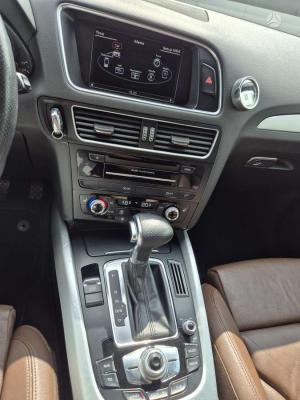 Black Audi Q5 2014 in Klaipeda, with an engine capacity of 3.00 L and mileage of 219 thousand km for 9400 €, photo 16 on AUTOMOTO.COM.LV