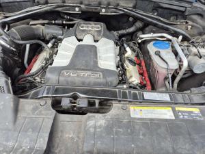 Black Audi Q5 2014 in Klaipeda, with an engine capacity of 3.00 L and mileage of 219 thousand km for 9400 €, photo 21 on AUTOMOTO.COM.LV