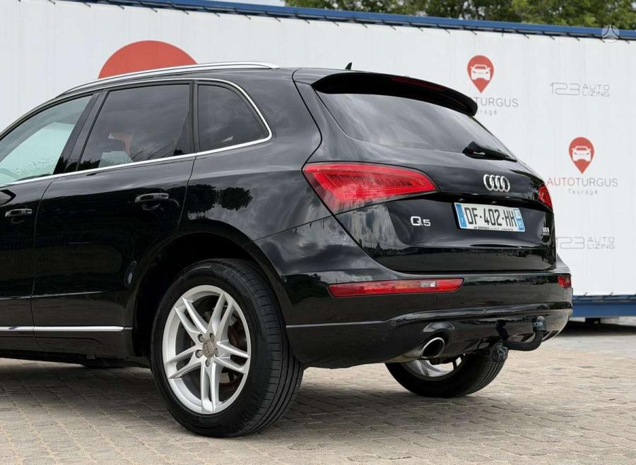 Black Audi Q5 2014 in Taurage, with an engine capacity of 1.97 L and mileage of 240 thousand km for 12600 €, photo 28 on AUTOMOTO.COM.LV