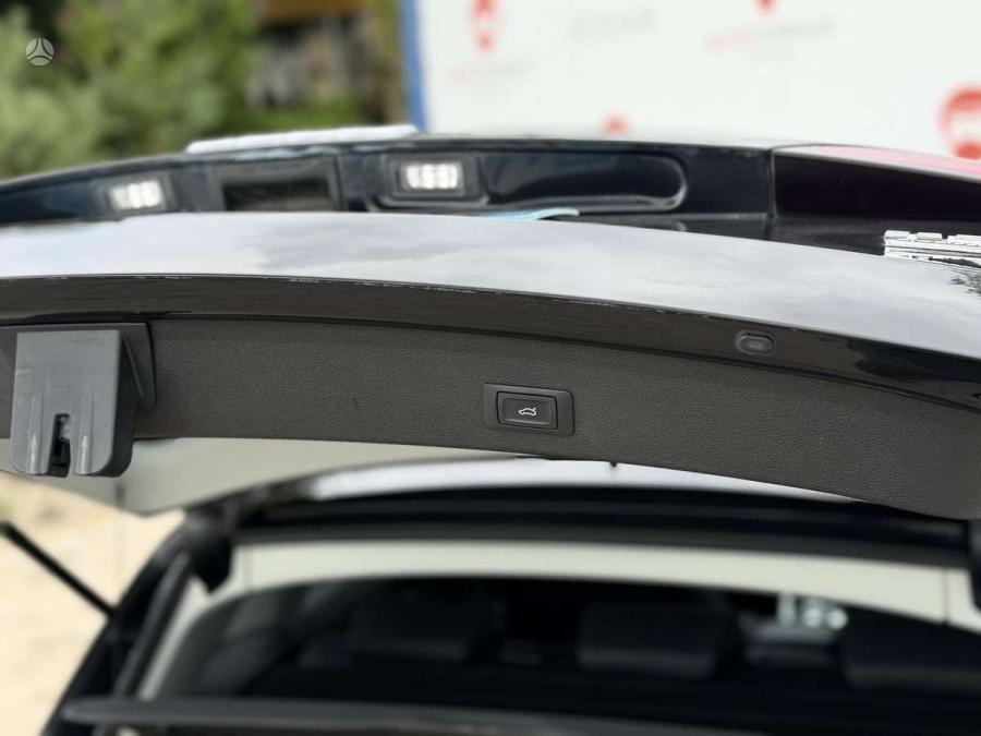 Black Audi Q5 2014 in Taurage, with an engine capacity of 1.97 L and mileage of 240 thousand km for 12600 €, photo 39 on AUTOMOTO.COM.LV