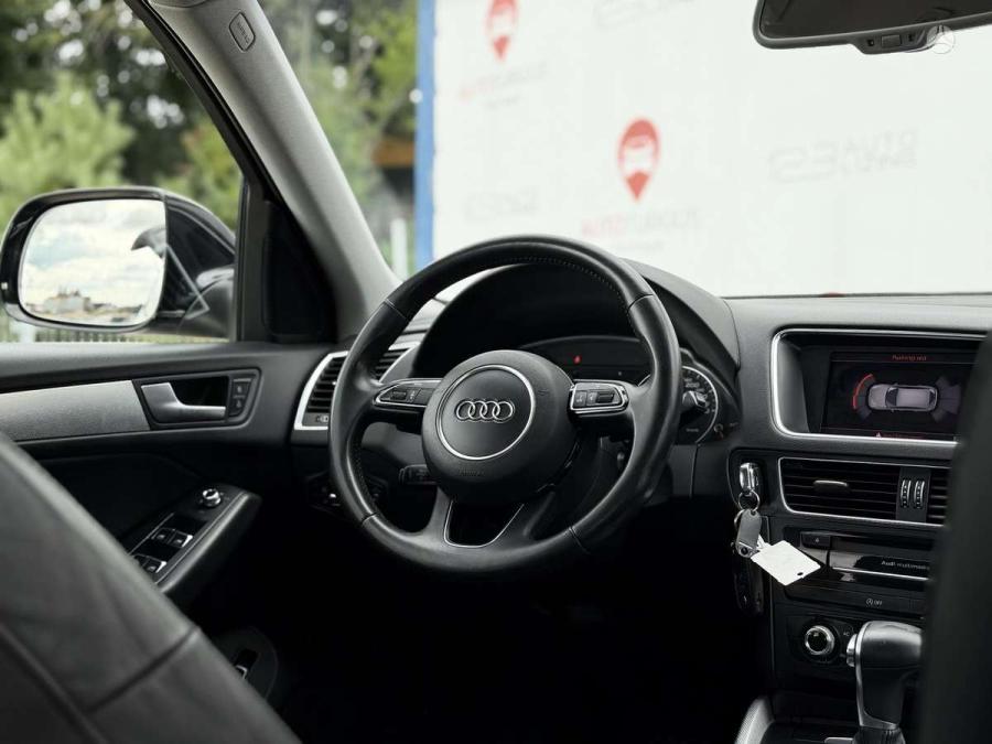 Black Audi Q5 2014 in Taurage, with an engine capacity of 1.97 L and mileage of 240 thousand km for 12600 €, photo 44 on AUTOMOTO.COM.LV