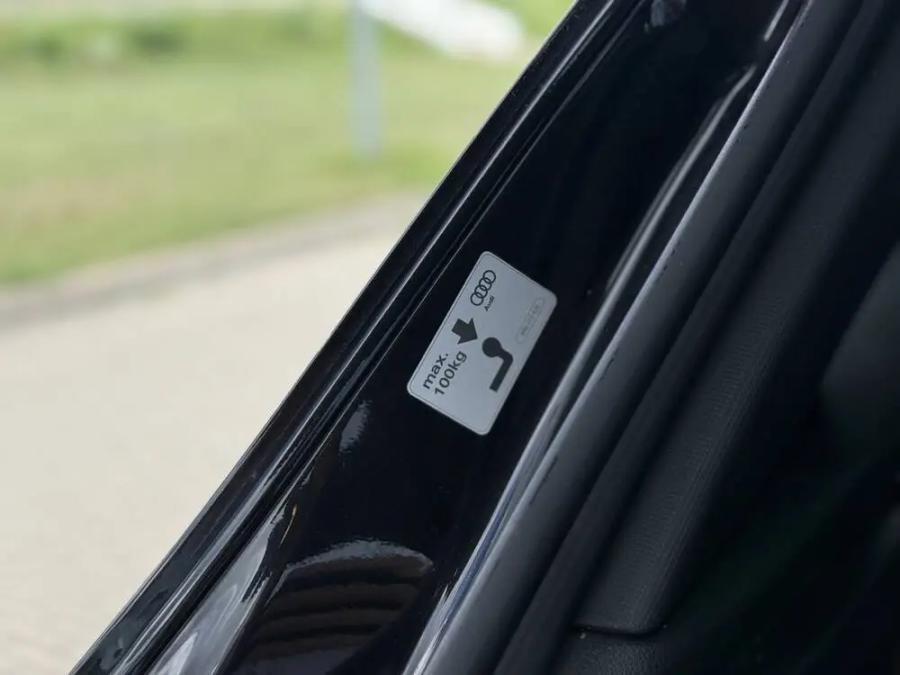Melns Audi Q5 2014 Rēzekne, ar dzinēja tilpumu 3.00 L un nobraukumu 213 tūkst. km par 14990 €, foto 31 vietnē AUTOMOTO.COM.LV