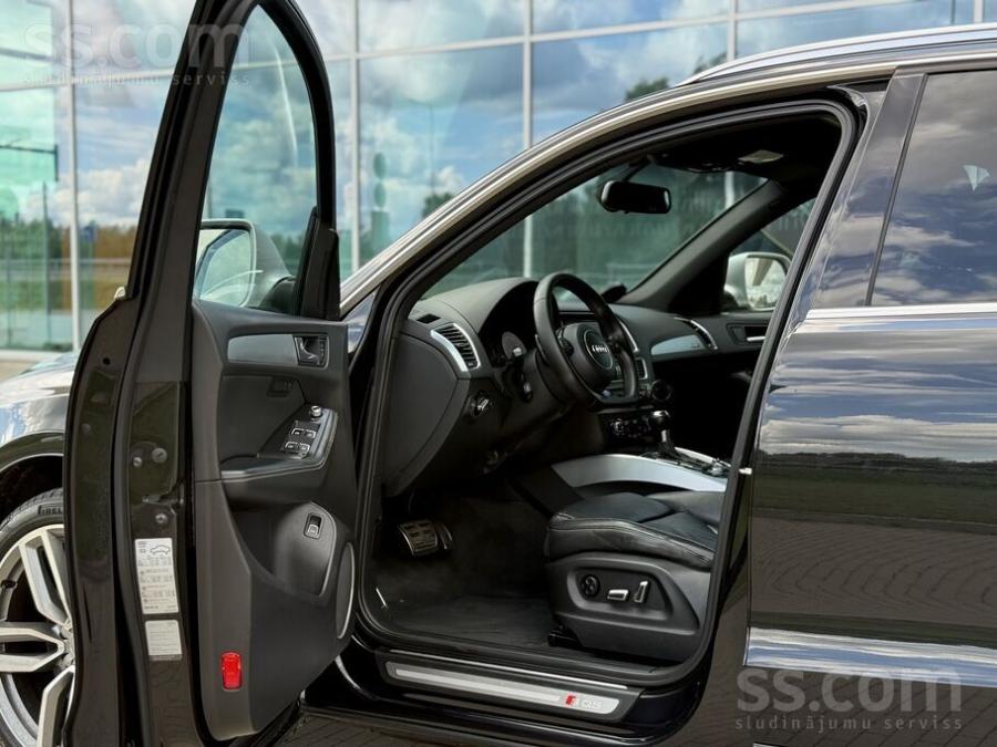 Black Audi Q5 2014 in Rezekne, with an engine capacity of 3.00 L and mileage of 213 thousand km for 14990 €, photo 13 on AUTOMOTO.COM.LV