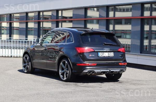 Black Audi Q5 2014 in Riga, with an engine capacity of 3.00 L and mileage of 308 thousand km for 13480 €, photo 4 on AUTOMOTO.COM.LV