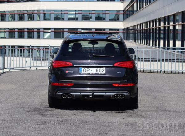 Black Audi Q5 2014 in Riga, with an engine capacity of 3.00 L and mileage of 308 thousand km for 13480 €, photo 5 on AUTOMOTO.COM.LV