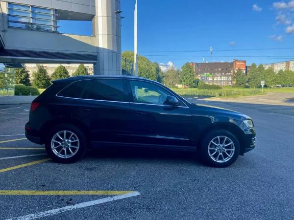 Melns Audi Q5 2014 Rīga, ar dzinēja tilpumu 2.00 L un nobraukumu 0 tūkst. km par 10500 €, foto 4 vietnē AUTOMOTO.COM.LV