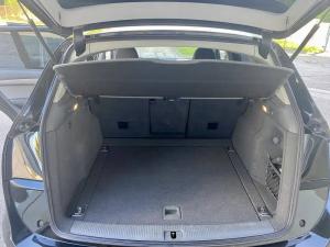 Black Audi Q5 2014 in Riga, with an engine capacity of 2.00 L and mileage of 0 thousand km for 10500 €, photo 22 on AUTOMOTO.COM.LV
