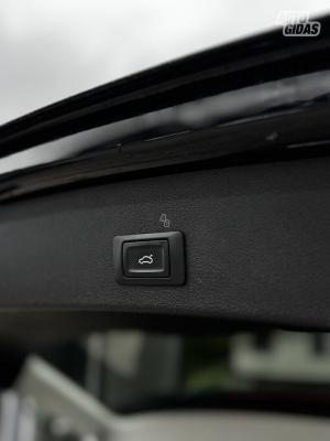 Black Audi Q5 2014 in Klaipeda, with an engine capacity of 2.00 L and mileage of 146 thousand km for 12000 €, photo 10 on AUTOMOTO.COM.LV