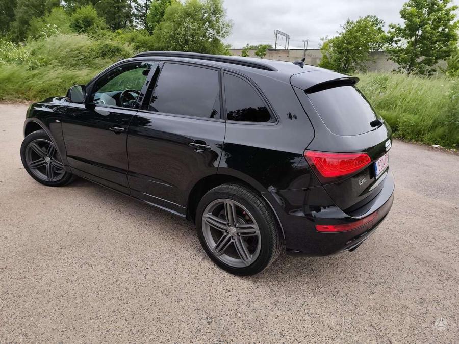 Black Audi Q5 2014 in Kaunas, with an engine capacity of 3.00 L and mileage of 212 thousand km for 12500 €, photo 8 on AUTOMOTO.COM.LV