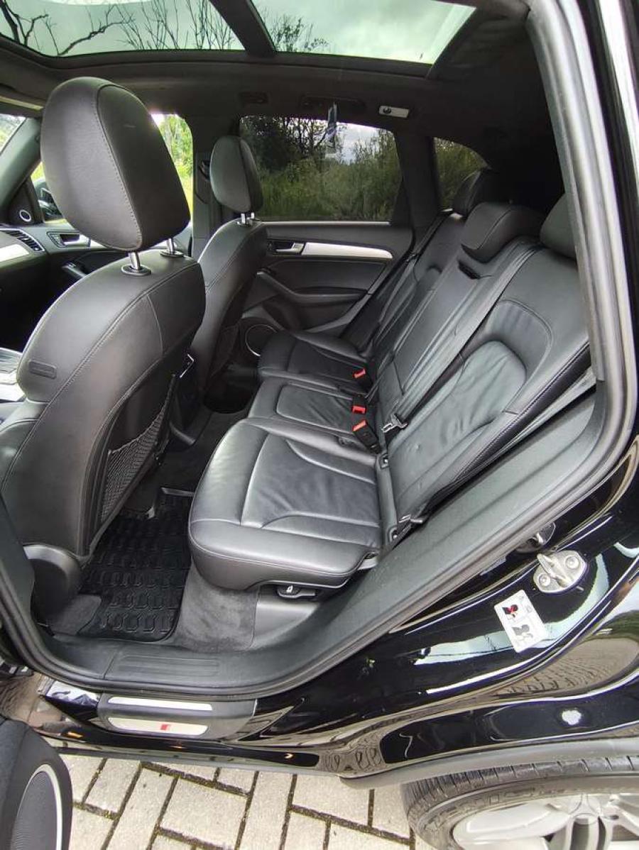Black Audi Q5 2014 in Kaunas, with an engine capacity of 3.00 L and mileage of 212 thousand km for 12500 €, photo 18 on AUTOMOTO.COM.LV