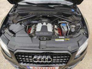 Black Audi Q5 2014 in Kaunas, with an engine capacity of 3.00 L and mileage of 212 thousand km for 12500 €, photo 25 on AUTOMOTO.COM.LV