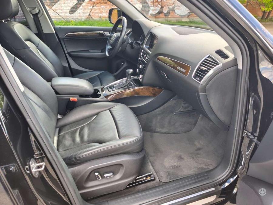 Black Audi Q5 2014 in Siauliai, with an engine capacity of 3.00 L and mileage of 262 thousand km for 8400 €, photo 15 on AUTOMOTO.COM.LV